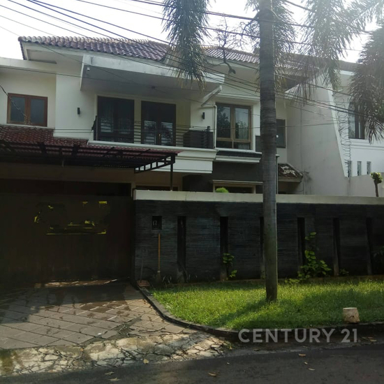 Rumah Nyaman 2 Lantai Hanya Selangkah Ke Kawasan SCBD | One21